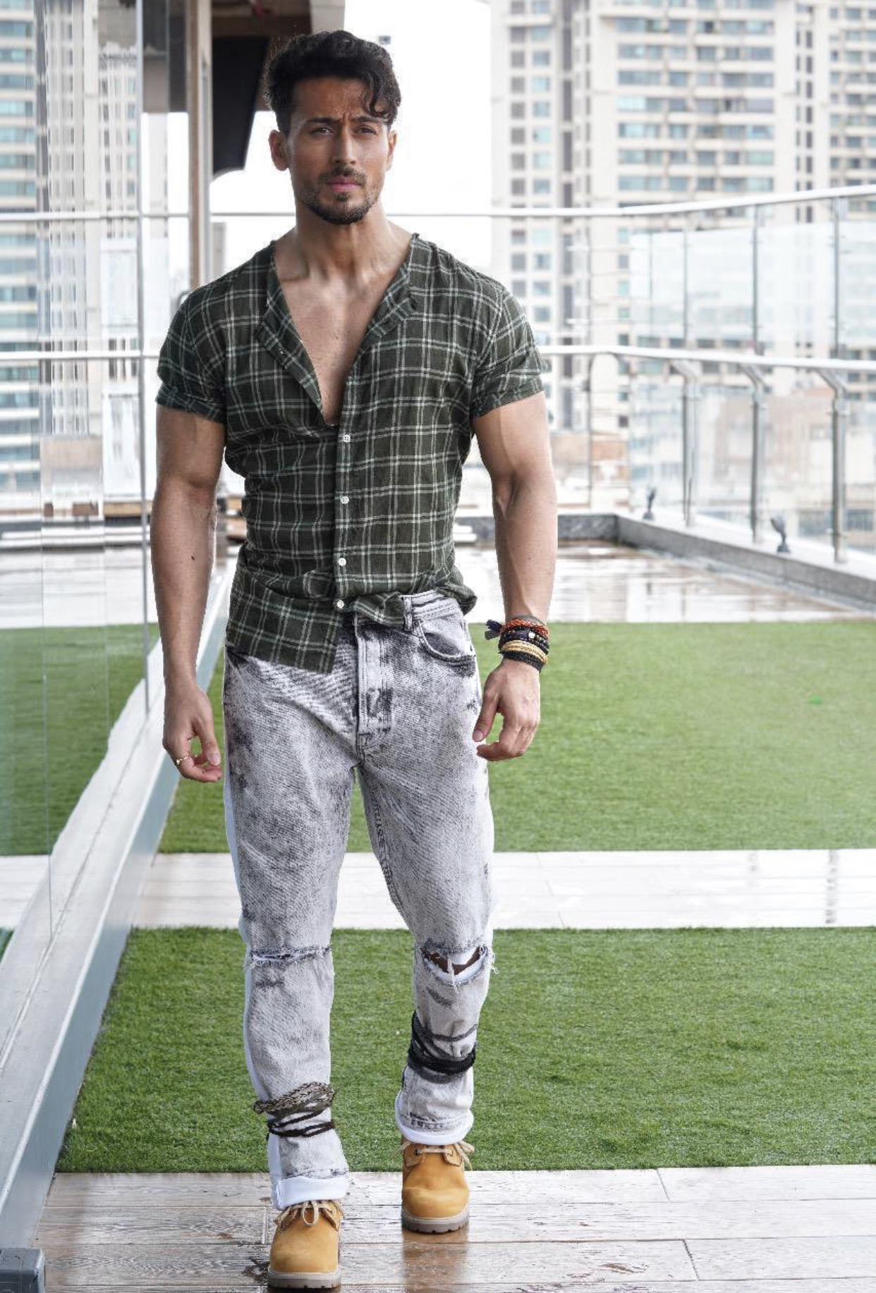 Tiger Shroff continues to work hard on his fitness during lockdown due ...